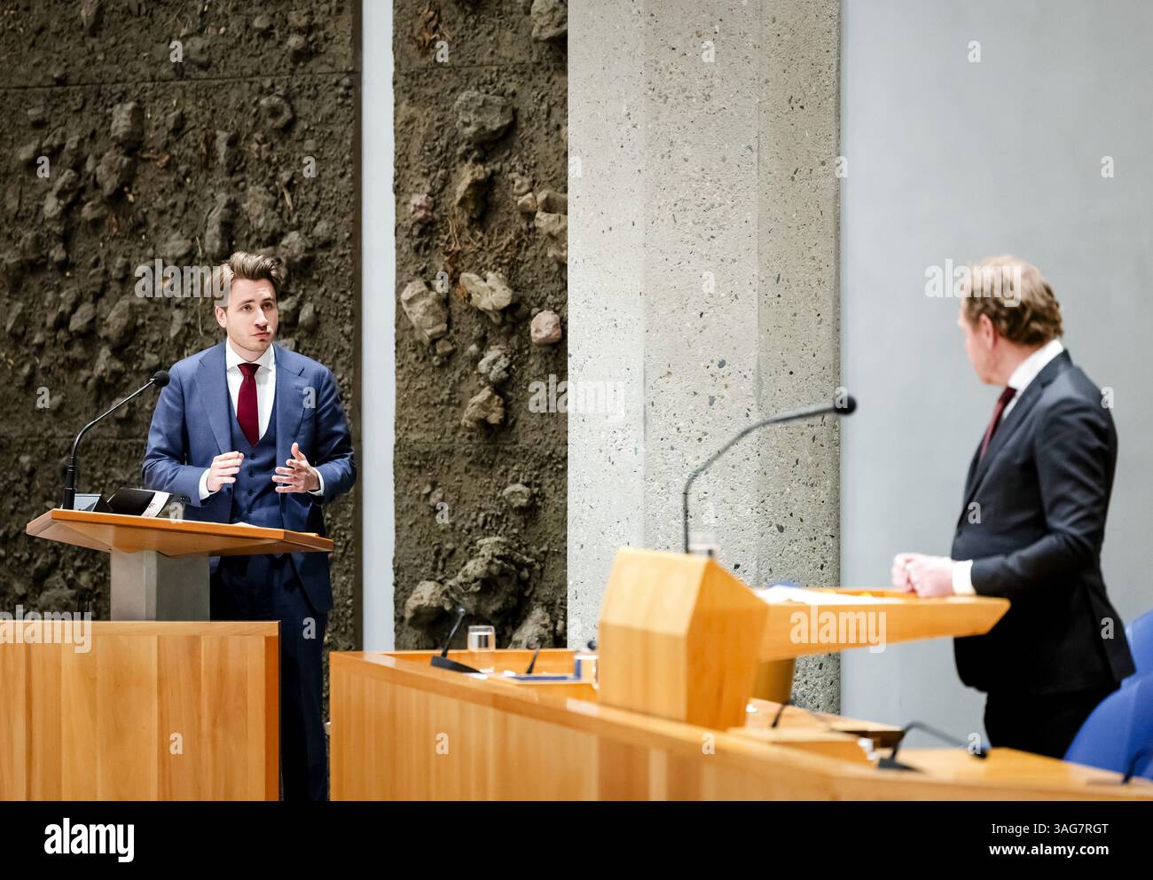 THE HAGUE - Jelle Six Dijkstra (NSC) and David van Weel, Minister of ...