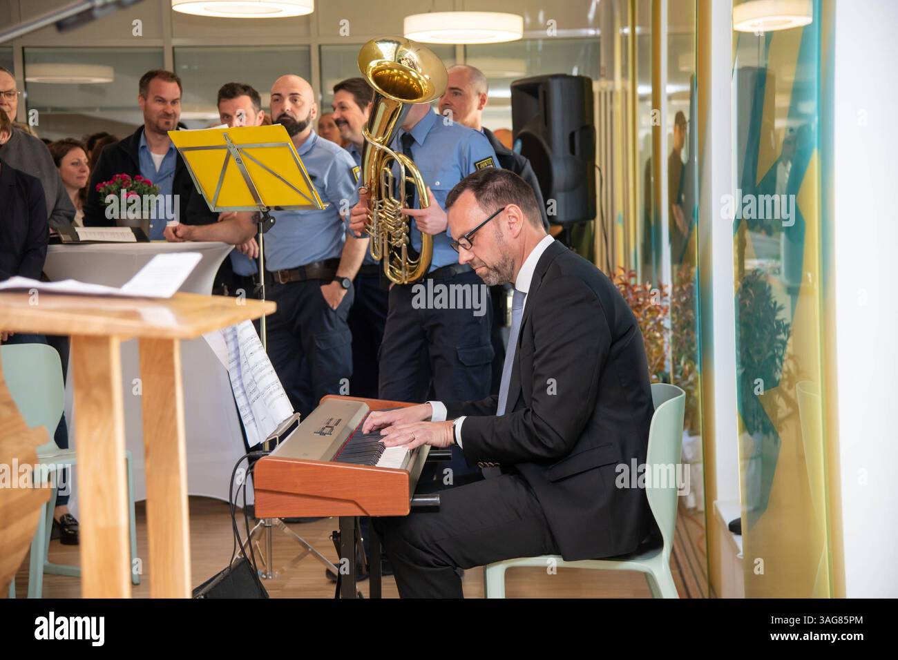 Die Einweihungsfeier der neuen Außenpforte der Justizvollzugsanstalt Saarbrücken Lerchesflur am ...