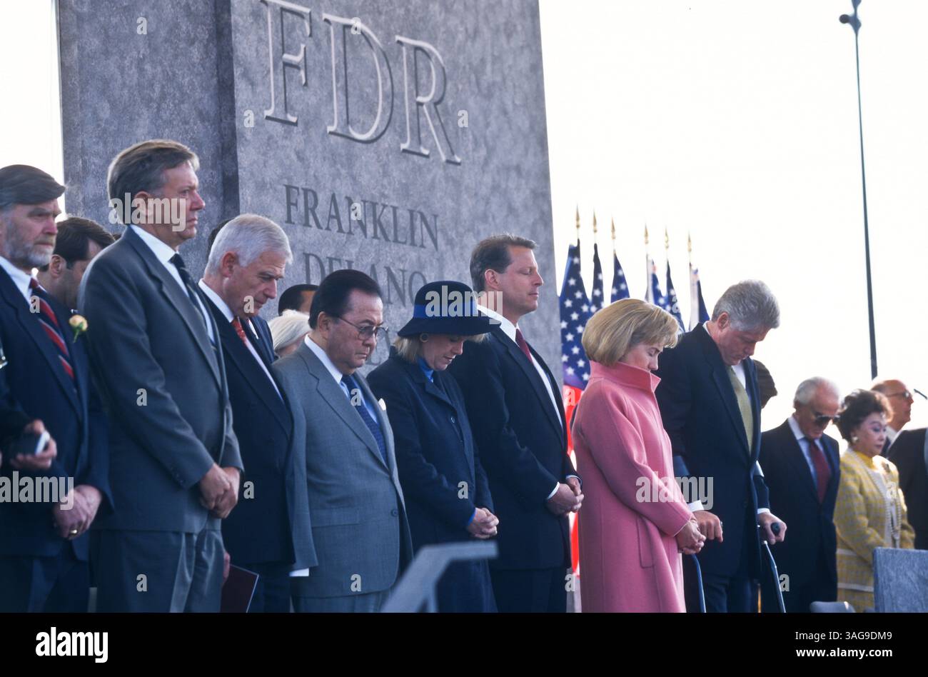 May 2, 1997 - Washington, DC, USA - President Bill Clinton, First Lady ...