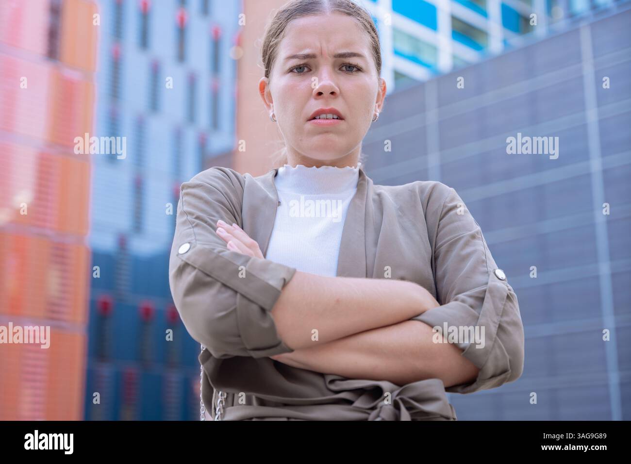 Professional arms crossed portrait hi-res stock photography and images ...