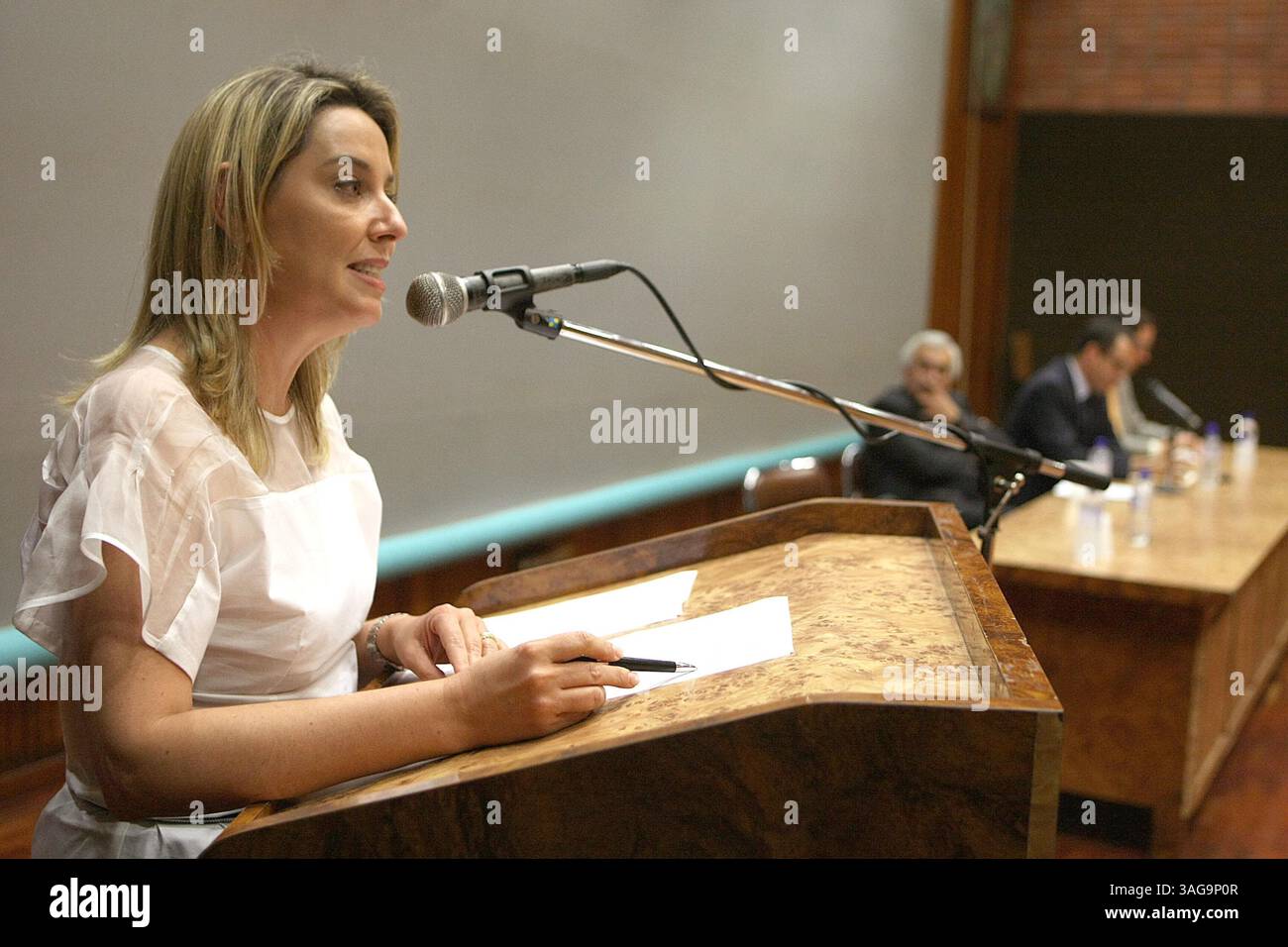 Conferencia catolica hi-res stock photography and images - Alamy