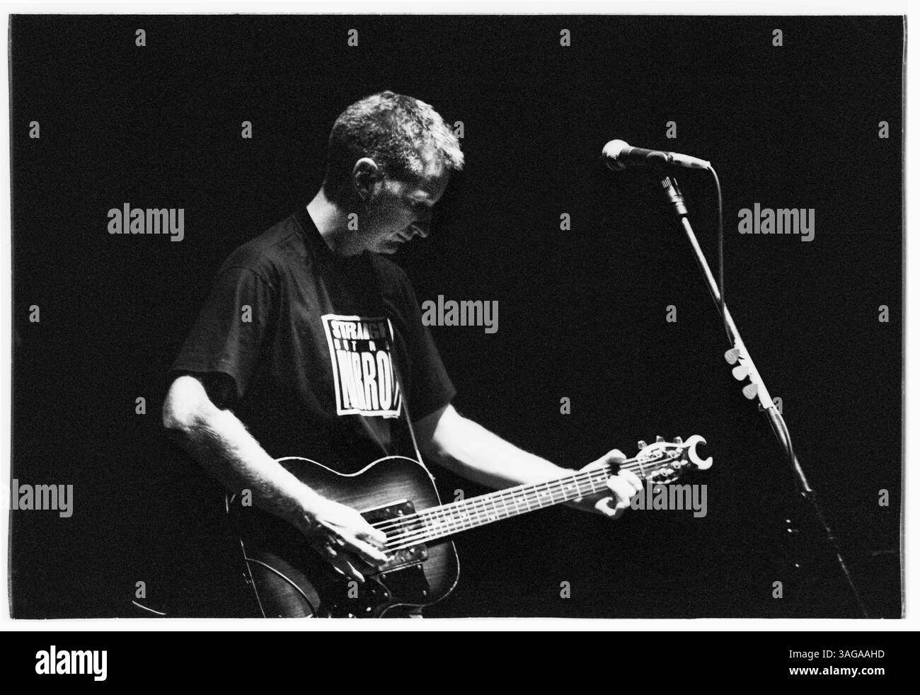 BILLY BRAGG, ACOUSTIC STAGE, GLASTONBURY 95: Billy Bragg plays the ...