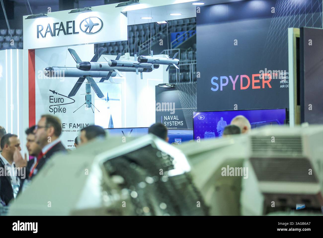 Zagreb, Croatia. 08th Apr, 2025. An international exhibition of arms ...