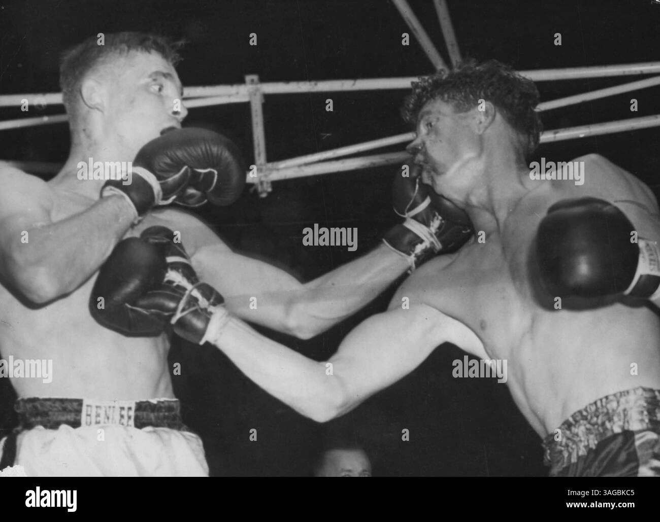 Barry Brown - Boxer - Personality. January 10, 1955 Stock Photo - Alamy