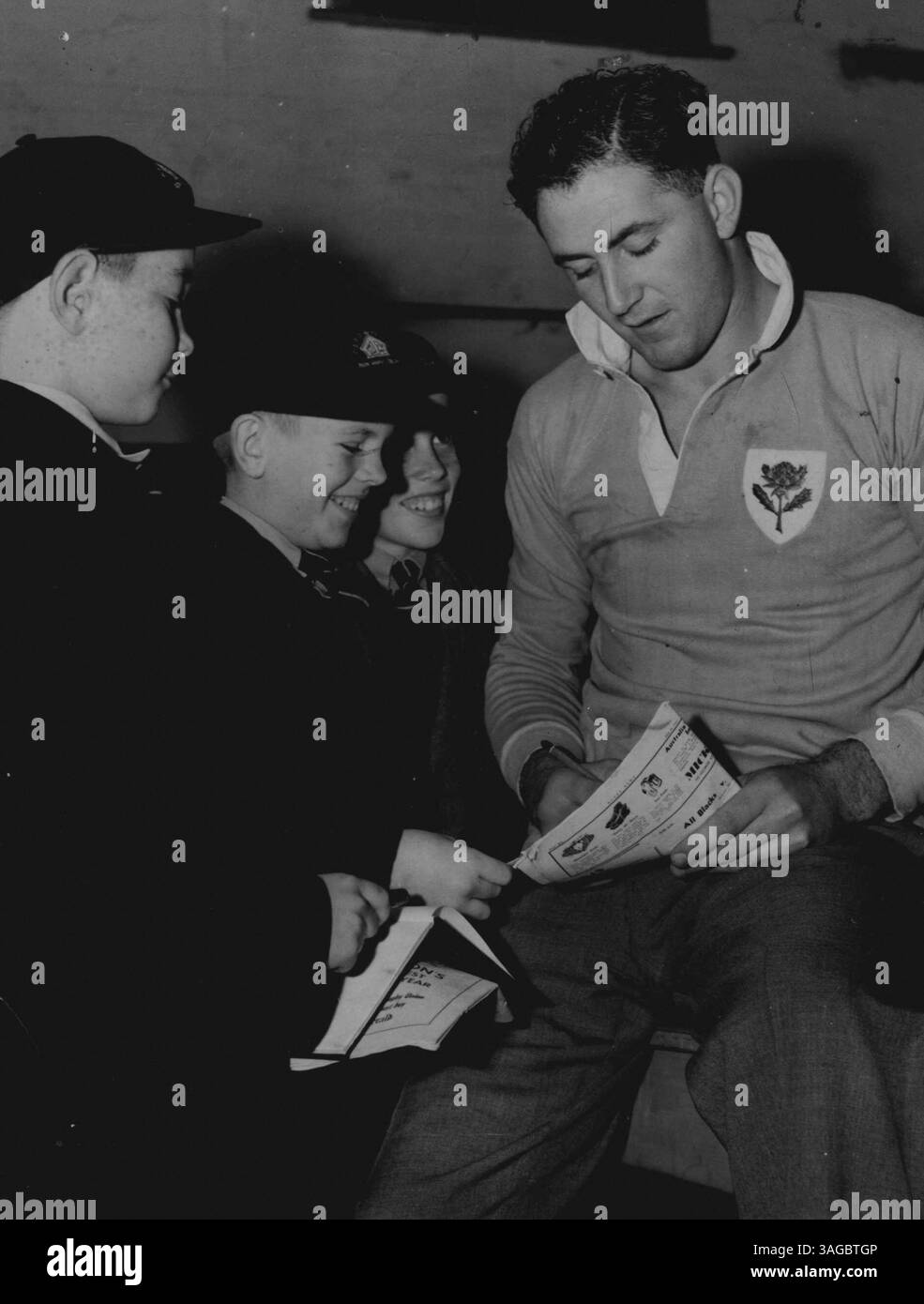 NSW Rugby Union forward Alan Cameron obliges schoolboy admirers before ...
