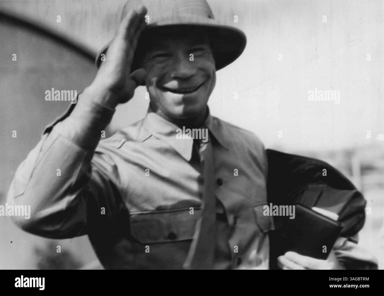 Arrival in Australia of famous film star Joe E. Brown who will tour ...