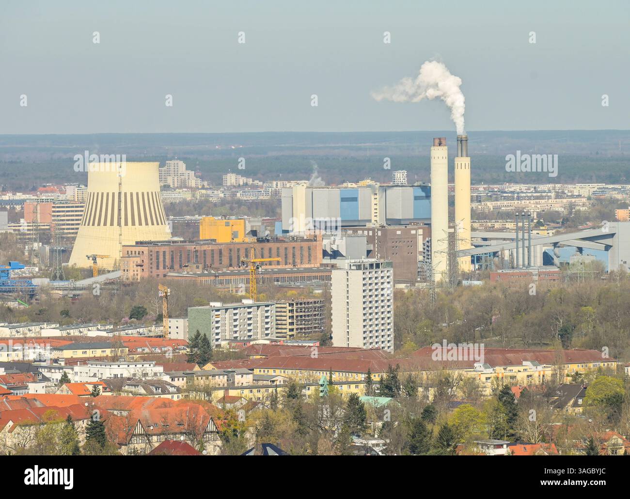 Vattenfall Kraftwerk Reuter, Spandau, Berlin, Deutschland ...