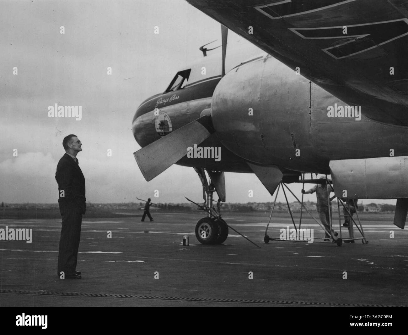 He admires a modern Plane. Aircraft have changed a lot since Briggs ...