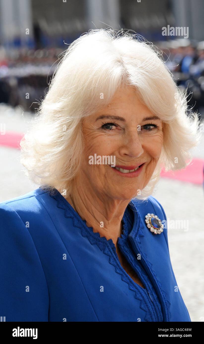 Queen Camilla of England arrives at the Quirinale Palace for the ...