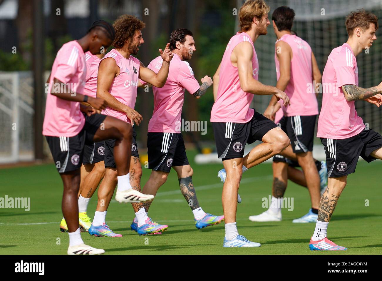 FORT LAUDERDALE, FL - APRIL 08: Lionel Messi (10) of Inter Miami CF ...