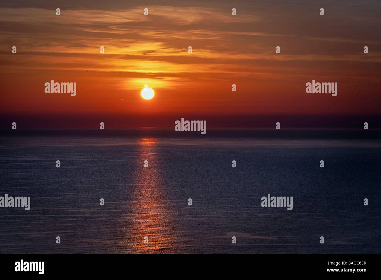 Water reflection alba dawn hi-res stock photography and images - Alamy
