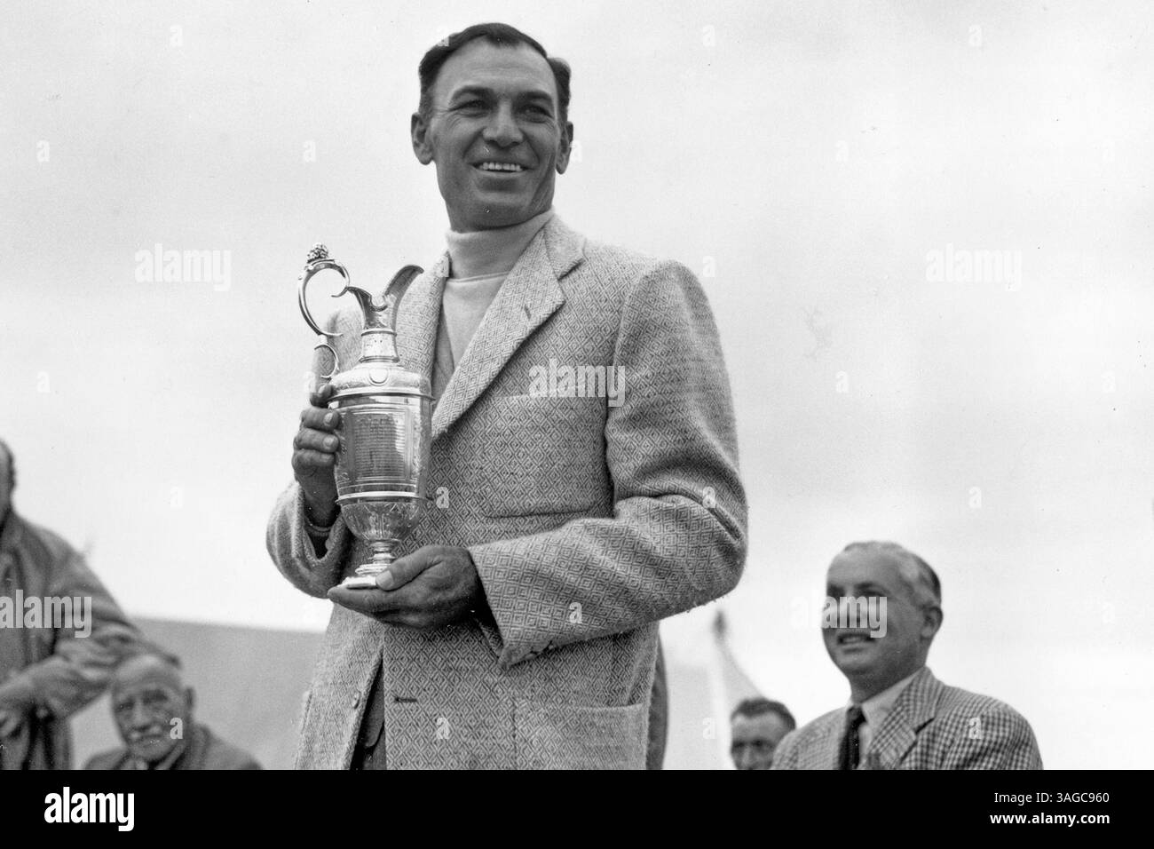 FILE - In this July 10, 1953, file photo, Ben Hogan holds his trophy ...