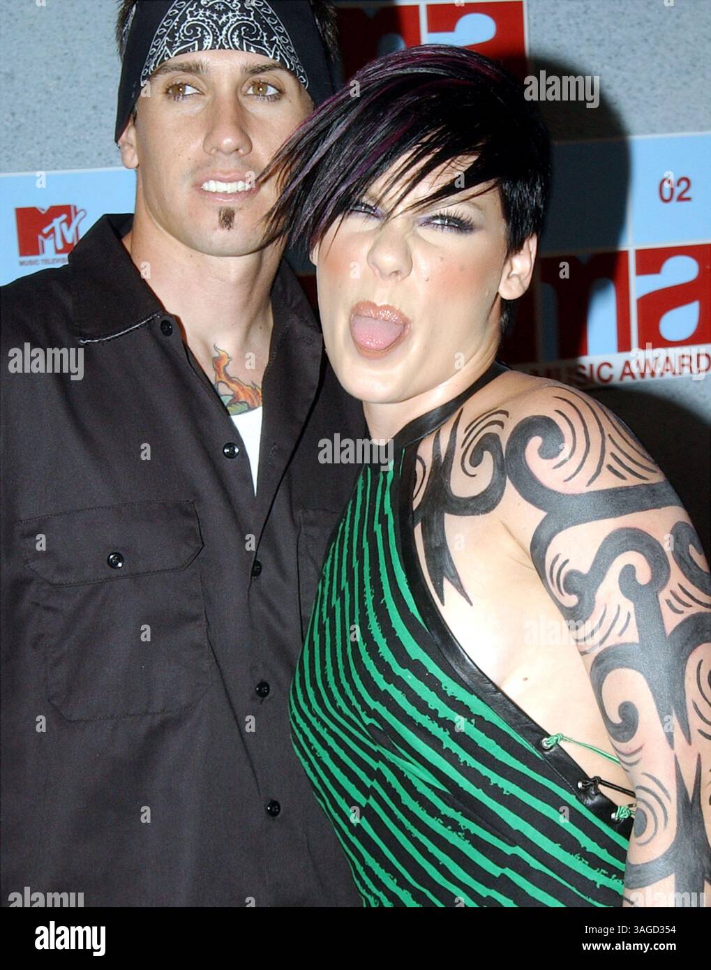 Carey hart 2002 hi-res stock photography and images - Alamy