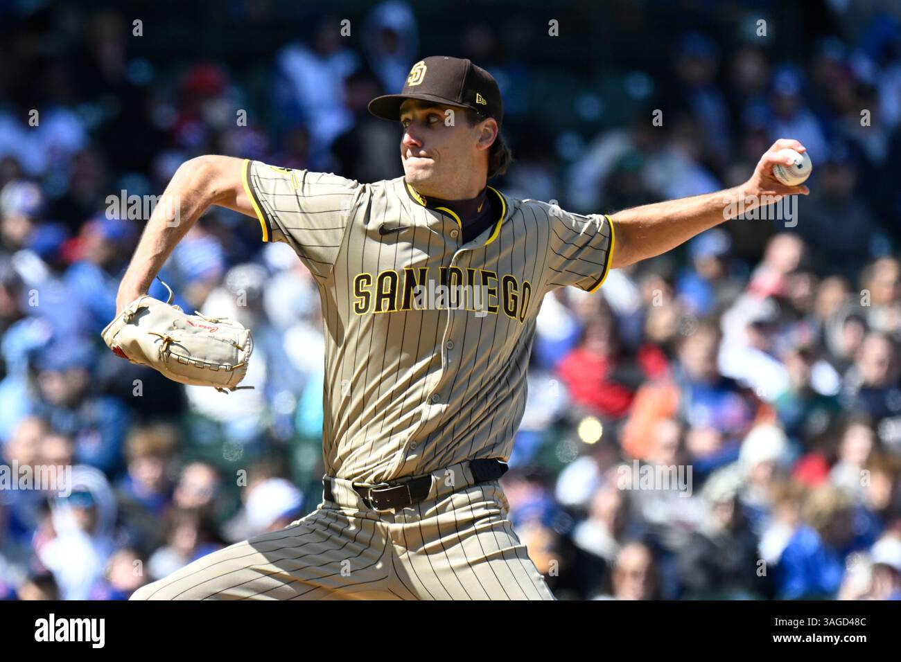 San Diego Padres pitcher Kyle Hart (68) delivers during the first ...