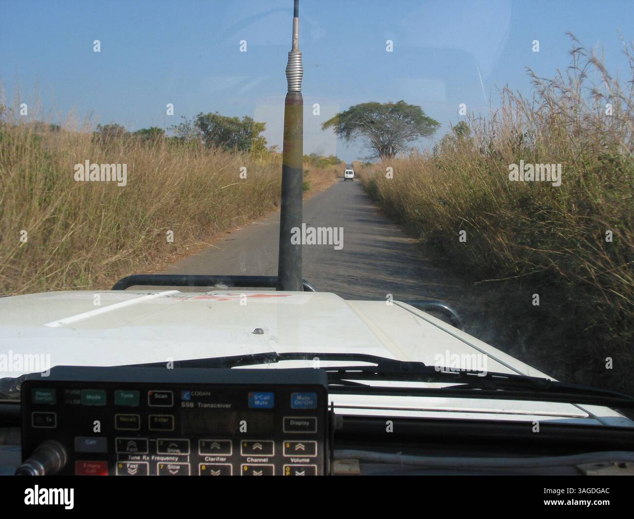Jan 17, 2009 - Angola - View from an MSF vehicle on a road in Angola ...