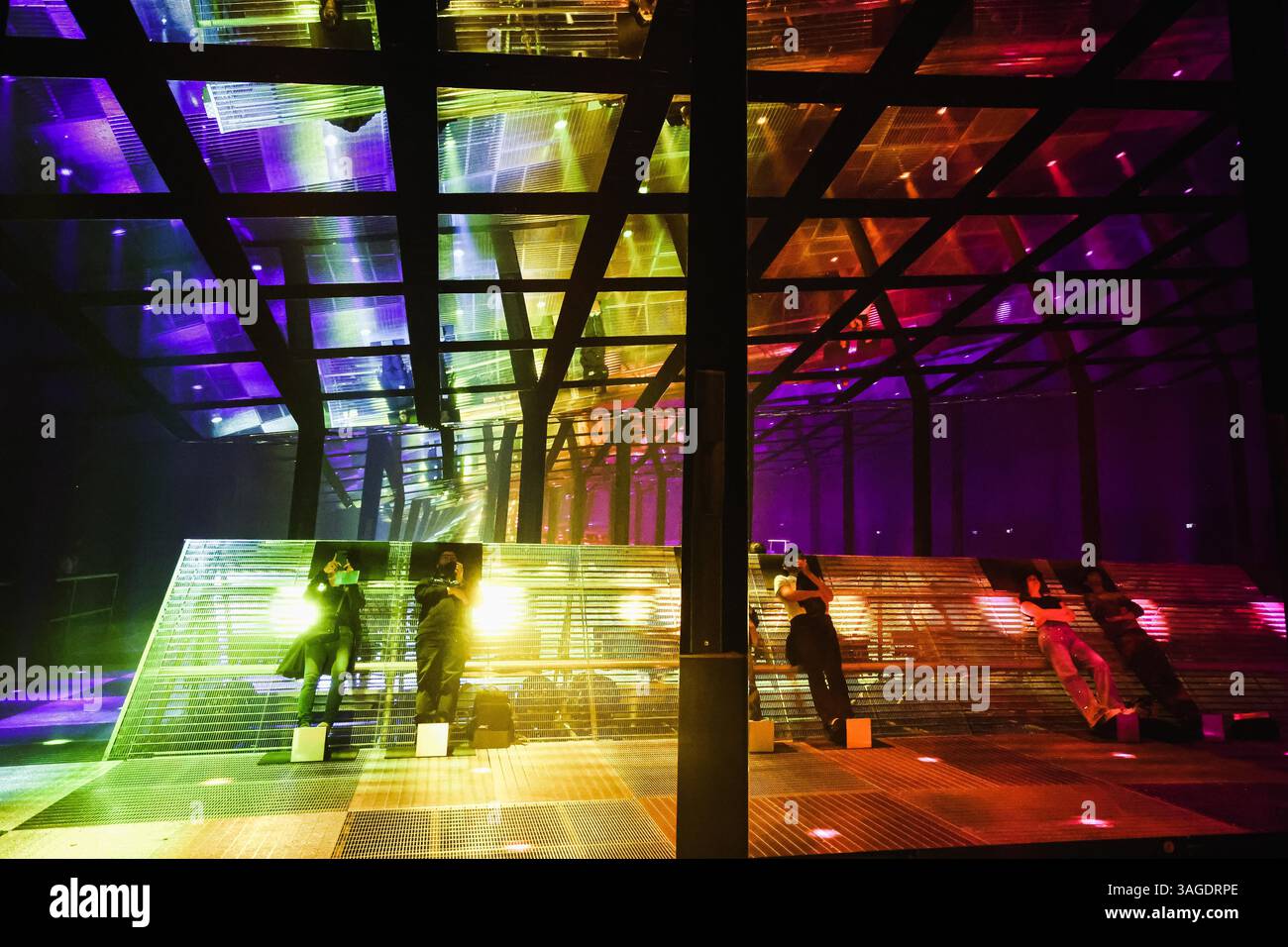 Milan, Italy. 07th Apr, 2025. A general view of the Vans Presenta ...