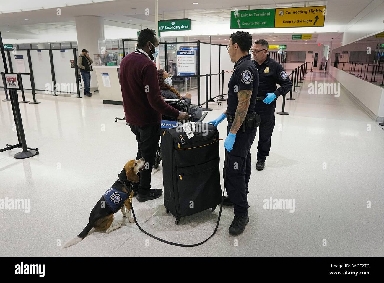 A U.S. Customs and Border Protection Office of Field Operations ...