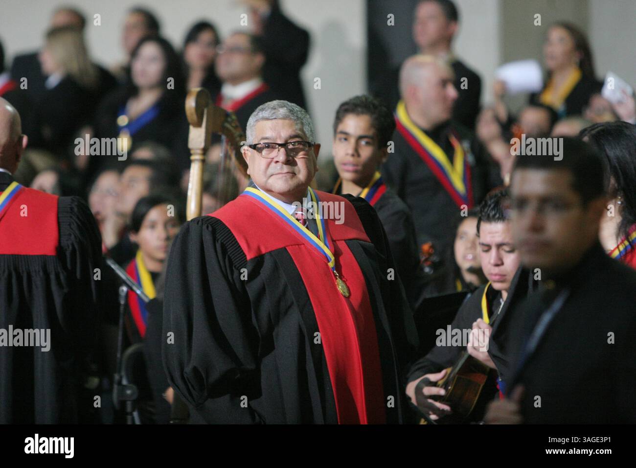 Acto de apertura hi-res stock photography and images - Alamy