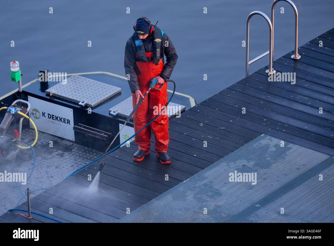 K dekker boat hi-res stock photography and images - Alamy