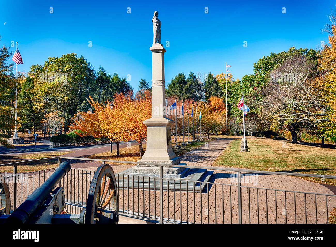 View of George Washington' s Statue at the Visitor entrance of the ...