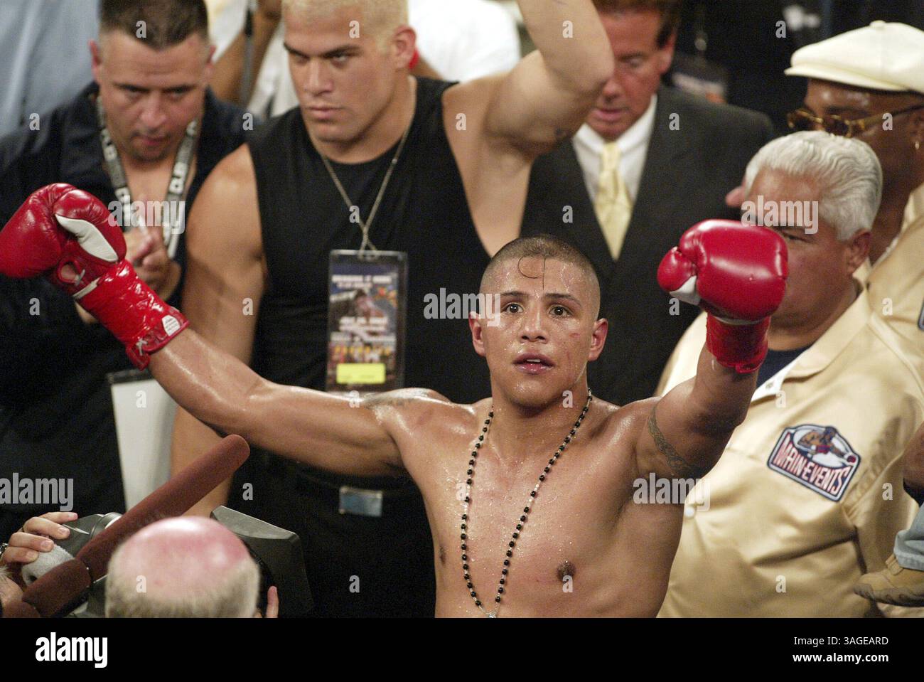 Jul 26, 2003; Los Angeles, CA, USA; Boxer FERNANDO VARGAS celebrates ...