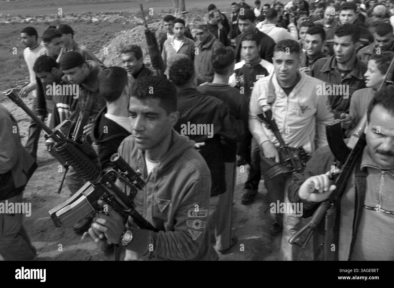 Al aqsa martyrs Black and White Stock Photos & Images - Alamy