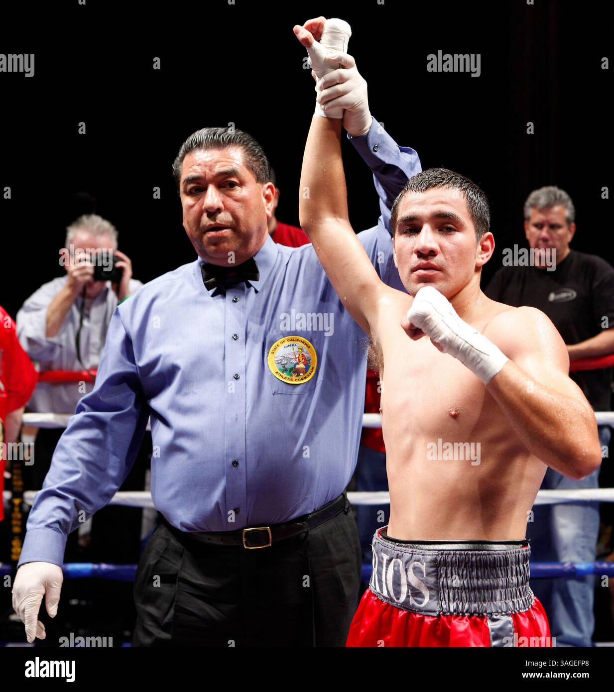 Ronny rios boxing hi-res stock photography and images - Alamy