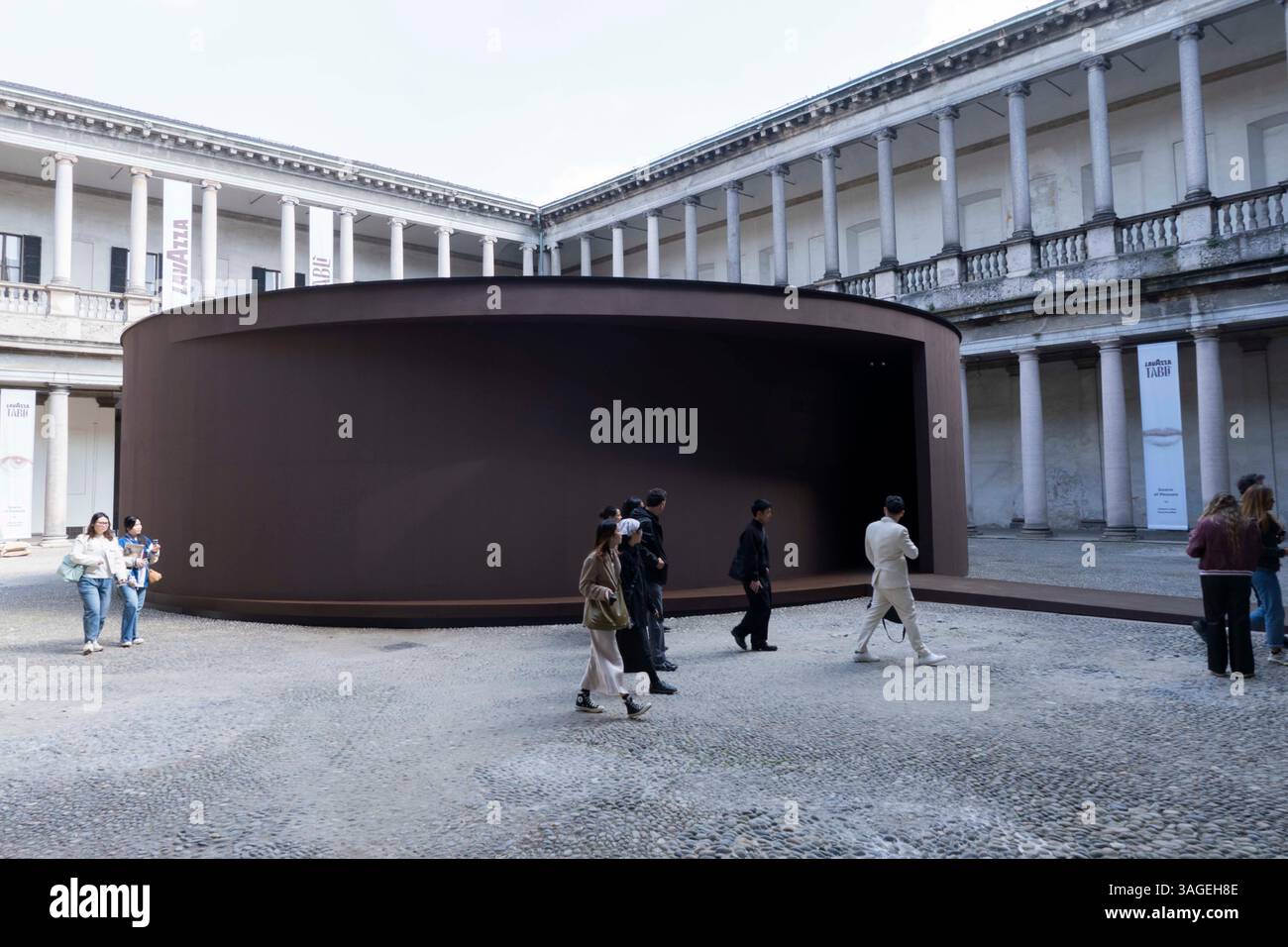 Milano, Ita. 08th Apr, 2025. Palazzo del Senato. Installazione Lavazza "Source of pleasure" by ...