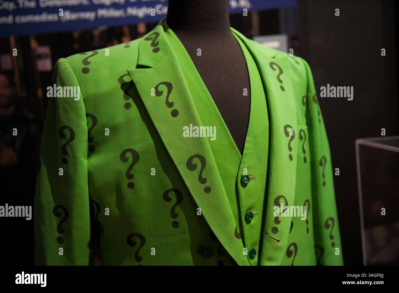 The Riddler (Frank Gorshin) Pilot and Movie-Worn Riddler Suit Jacket ...