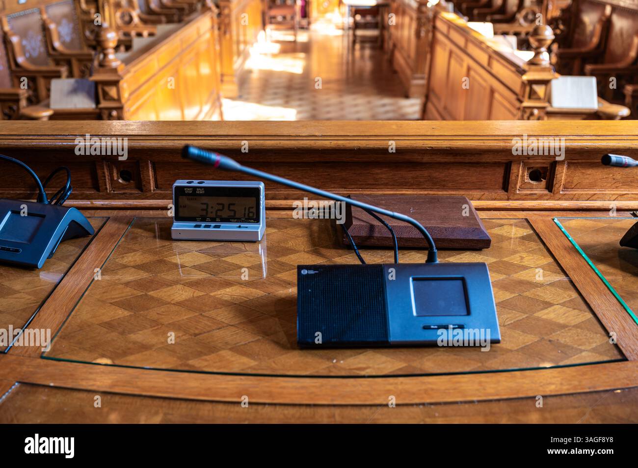 Electronic voting gear and micro at the municipal hall of Schaerbeek ...