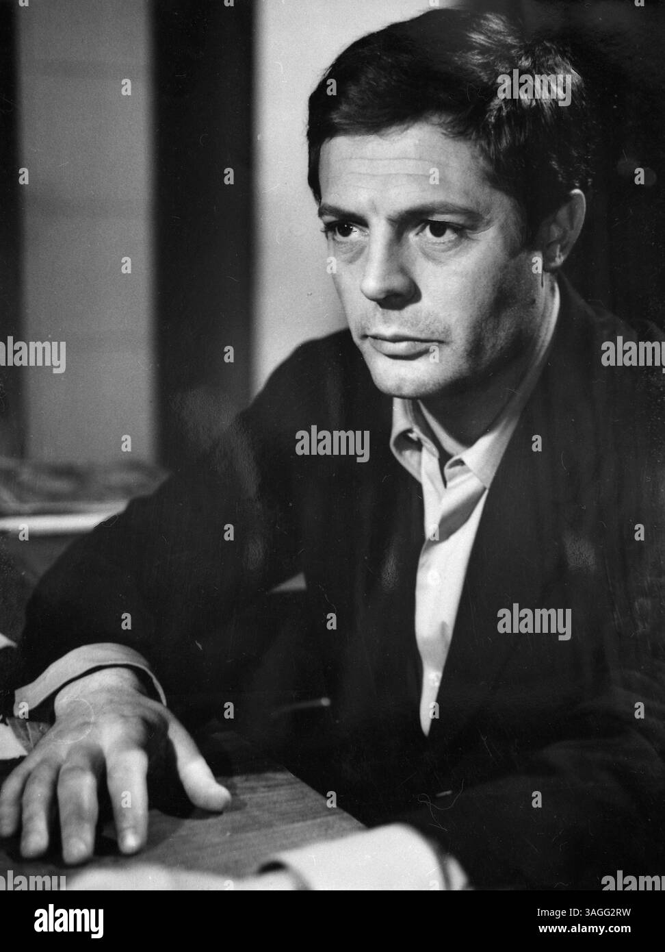 Italian actor Marcello Mastroianni, 1960s Stock Photo - Alamy