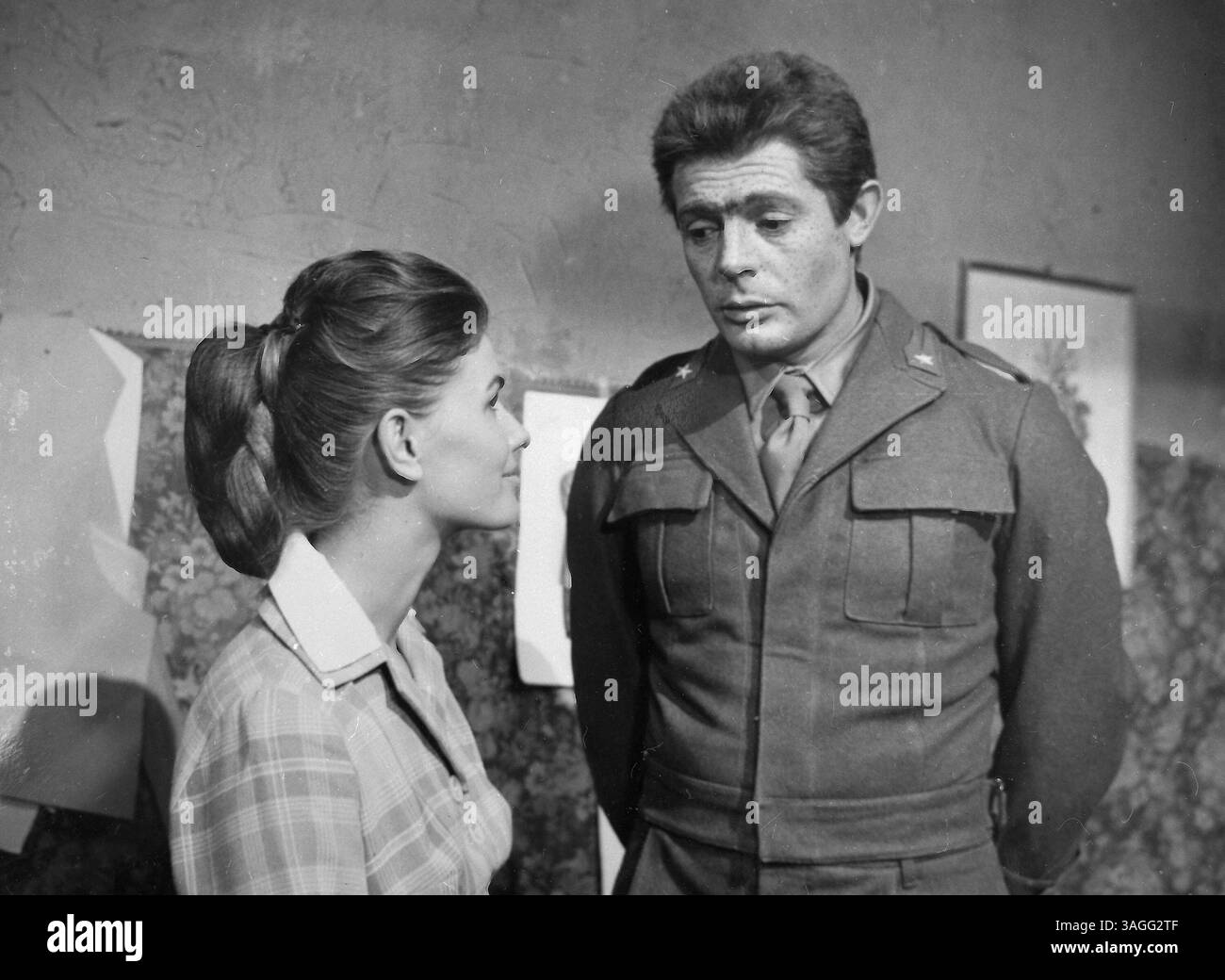 Italian actor Marcello Mastroianni in the movie Black Feathers (Penne ...