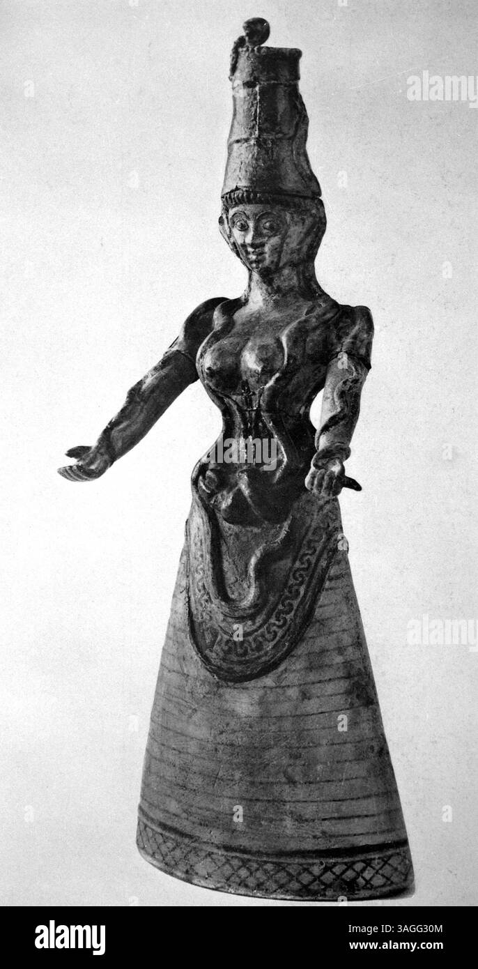 Snake Goddess, ancient Greek Minoan archeological art Stock Photo - Alamy