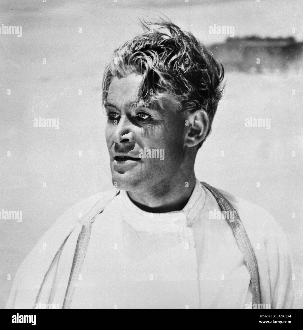 English actor Peter O'Toole in a movie scene, 1960s Stock Photo - Alamy