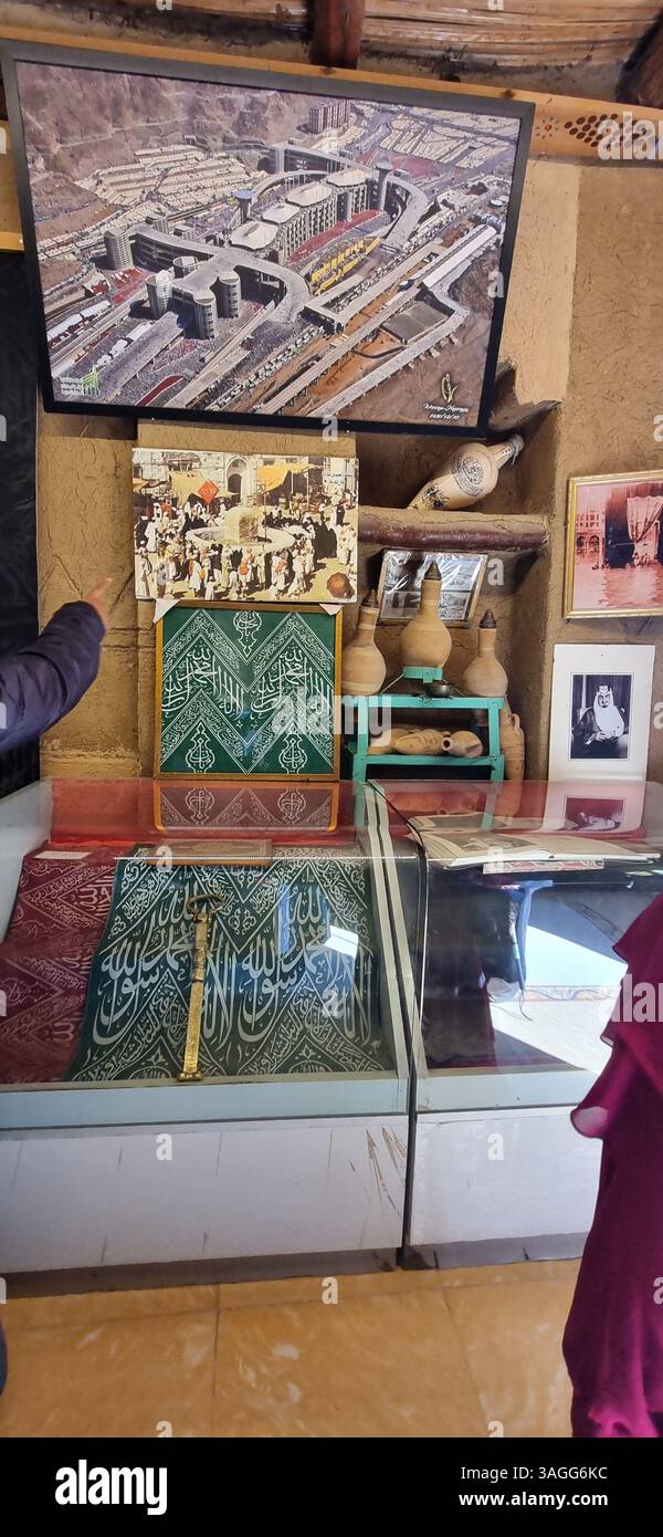 Mecca, Saudi Arabia - December 28th, 2022: Traces of ancient Arab ...