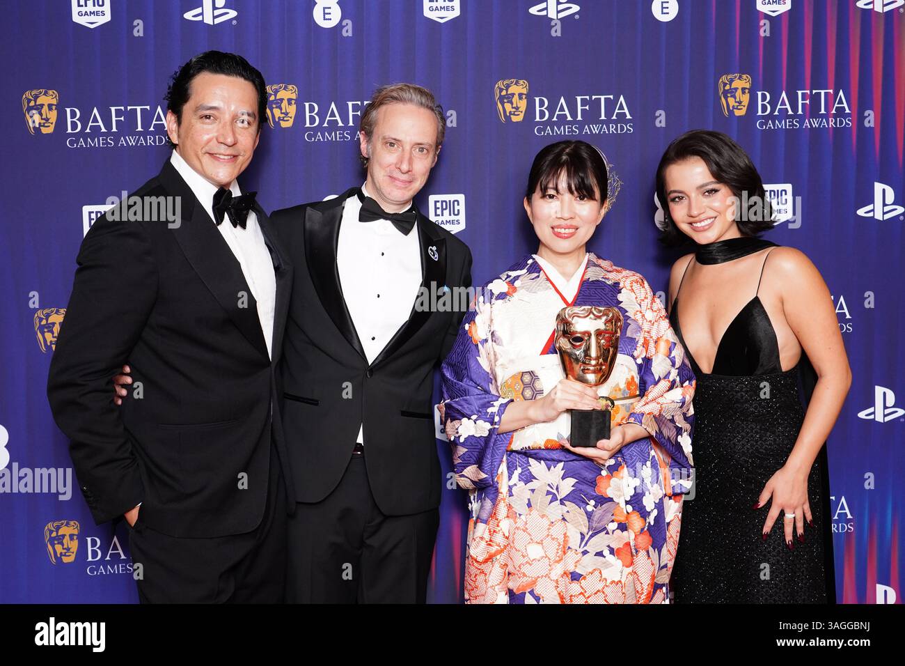 Presenters Gabriel Luna (left) and Isabela Merced (right) with Nicolas ...