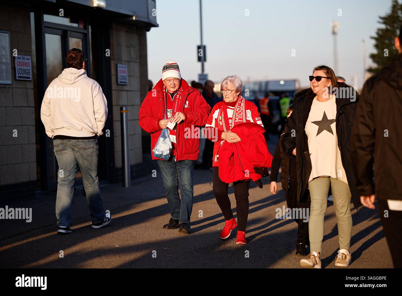 Riverside Stadium, Middlesbrough, UK. 8th Apr, 2025. EFL Championship ...