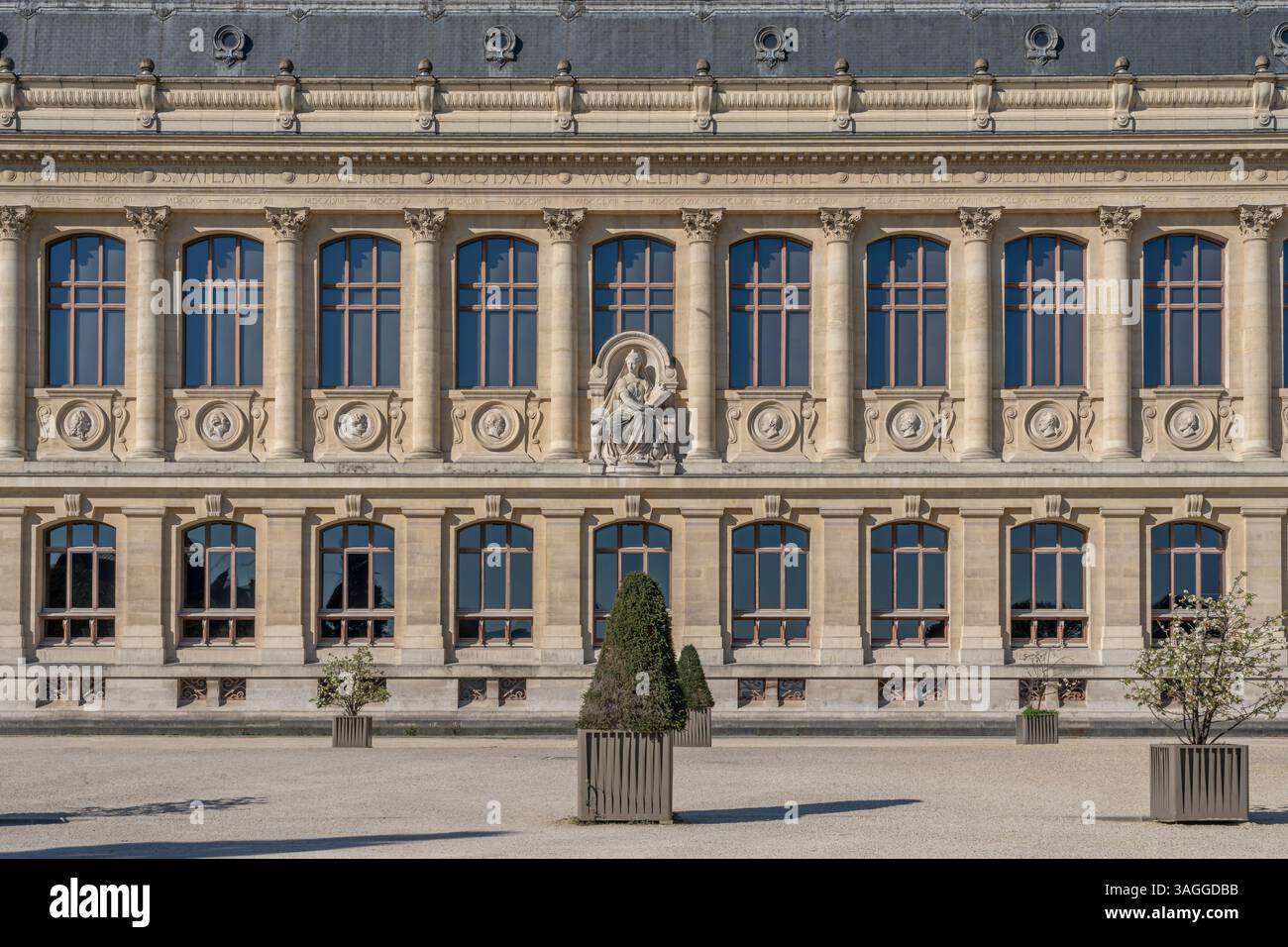 Paris, France - 04 05 2025: Jardin des plantes. Close-up view of the ...