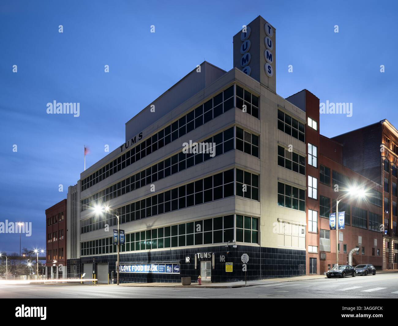 Tums Building, Location: St. Louis MO, Architect: Arthur J. Widmer Stock Photo - Alamy