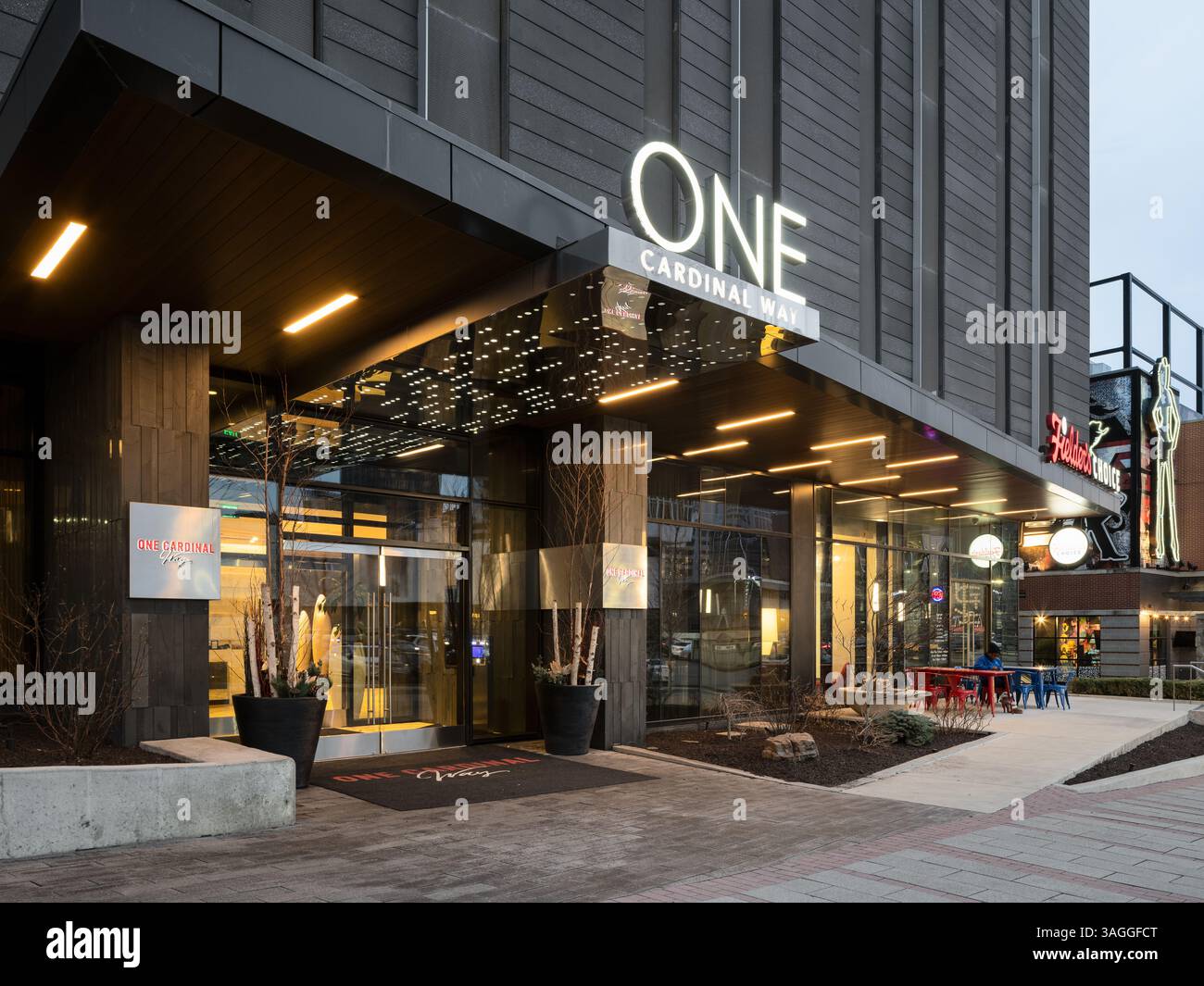 One Cardinal Way, Location: St. Louis MO, Architect: Hord Coplan Macht ...