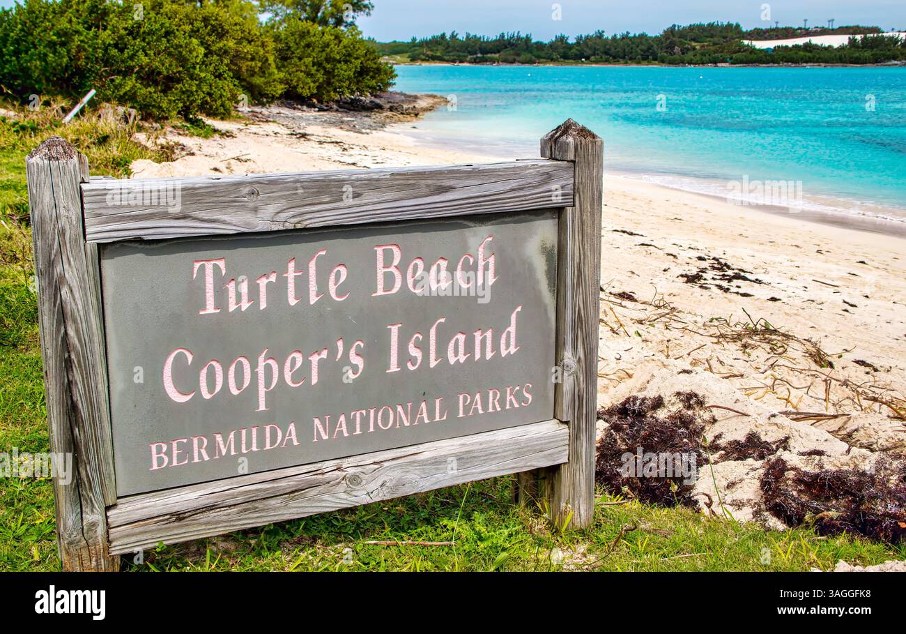 Bermuda Turtle Beach on Cooper's Island Stock Photo - Alamy