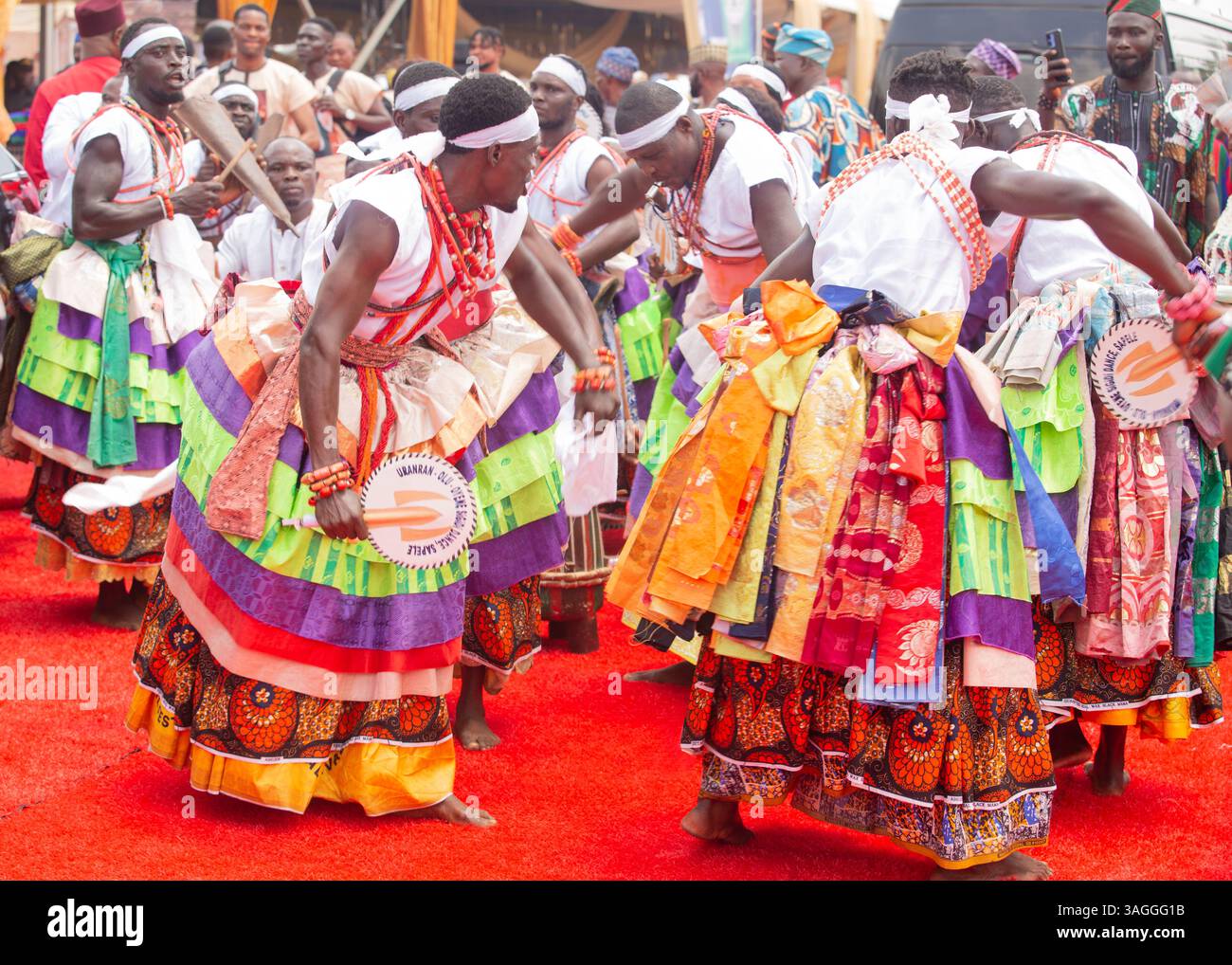 Itsekiri Cultural Troupe performing during Coronation Ceremony of Oba ...