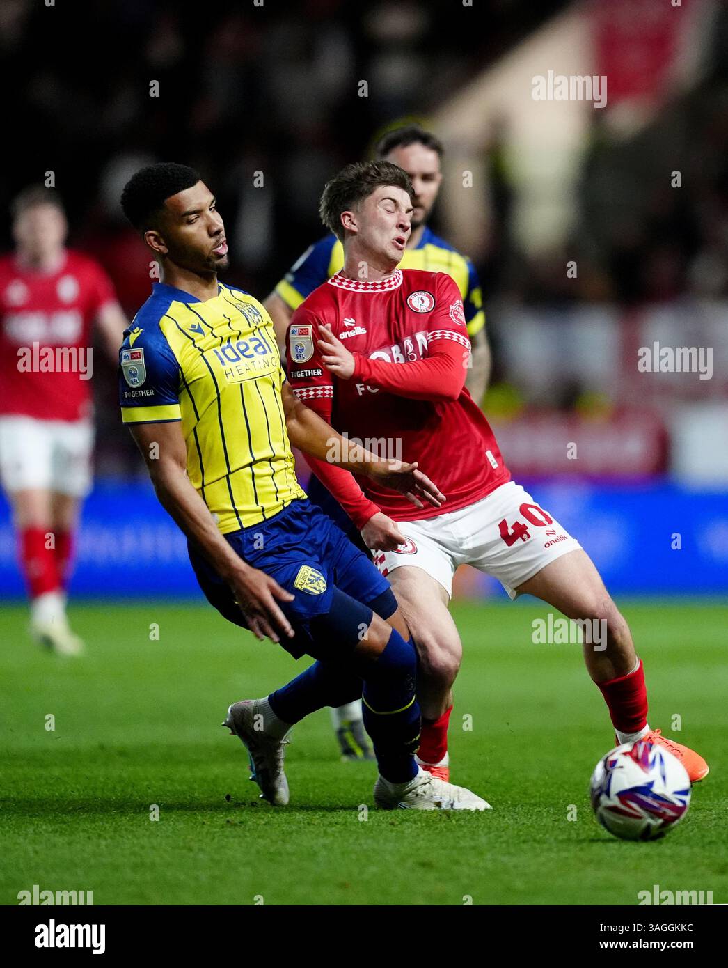 West Bromwich Albion's Mason Holgate (left) and Bristol City's George ...