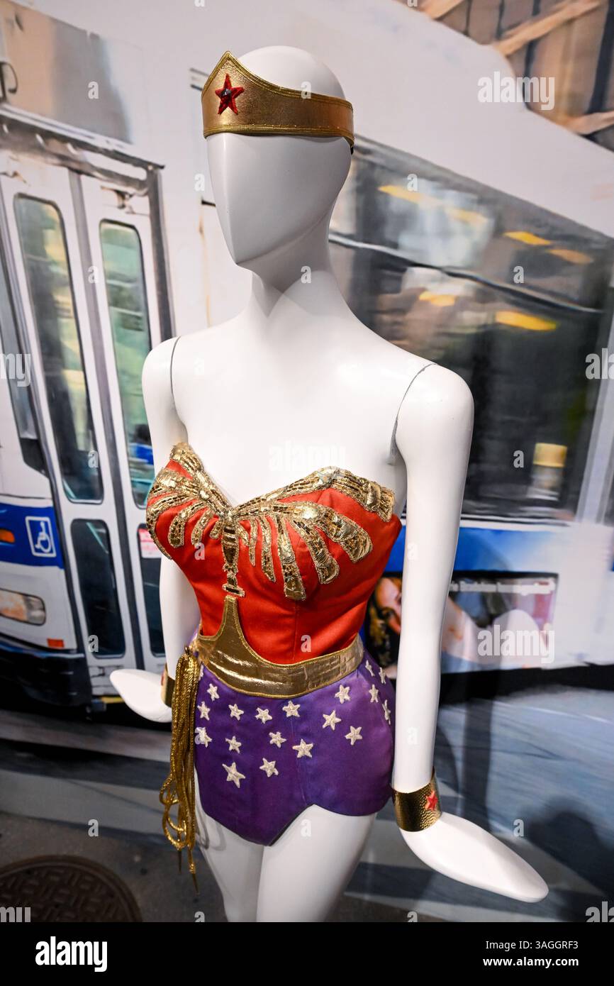 Wonder Woman original Americana uniform bodysuit worn by Lynda Carter ...