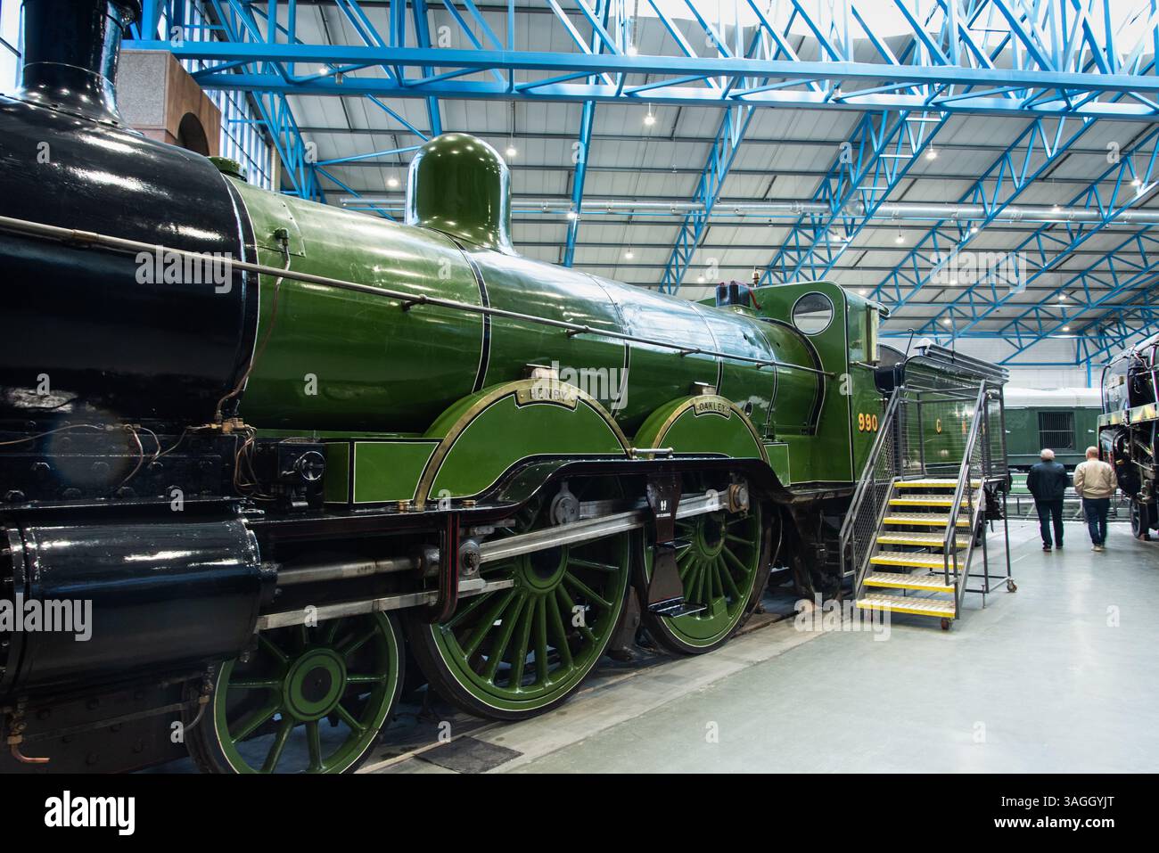 Steam locomotive and tender, Great Northern Railway, No 990 "Henry ...