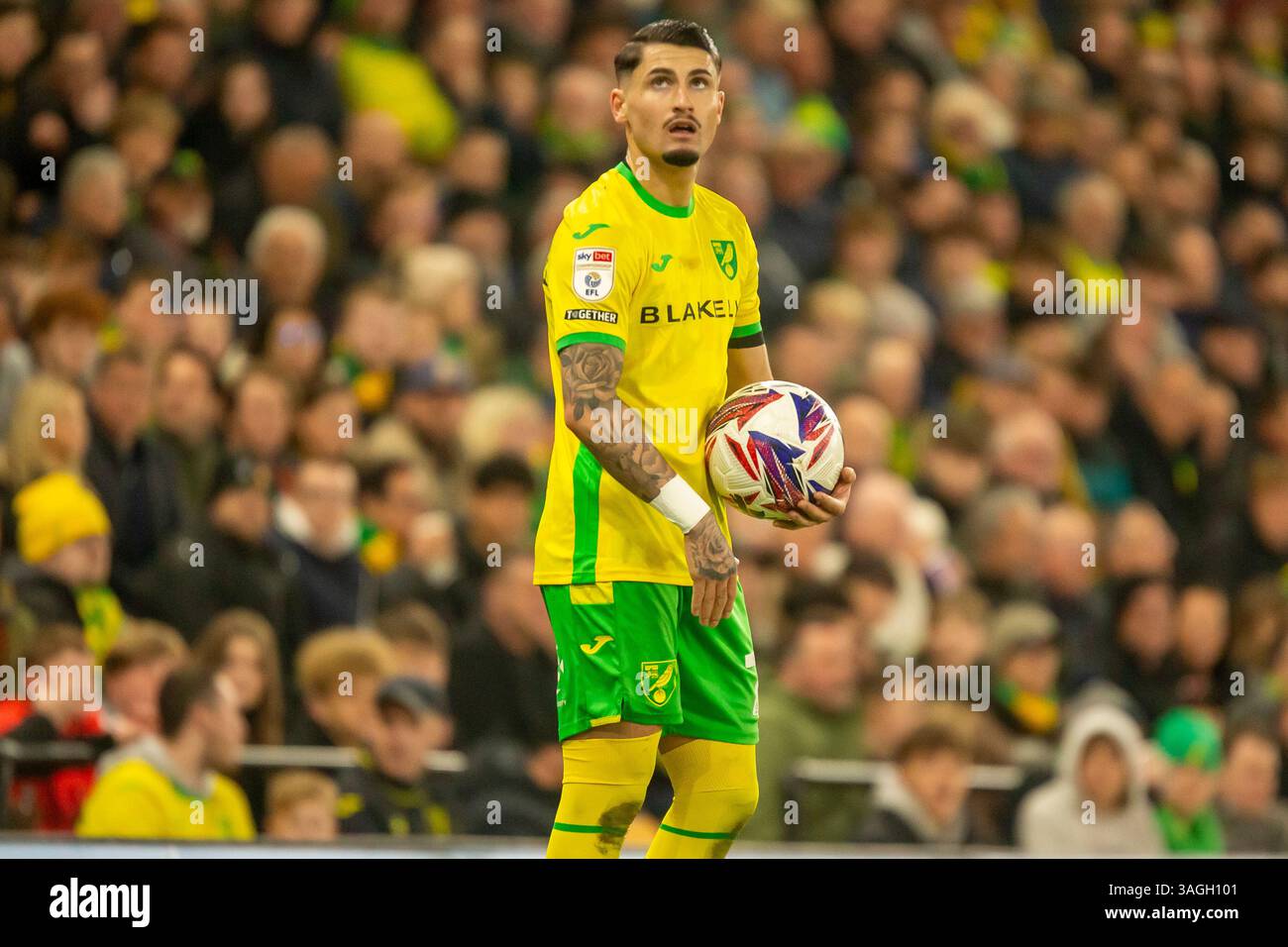 Borja Sainz of Norwich City looks dejected during the Sky Bet ...