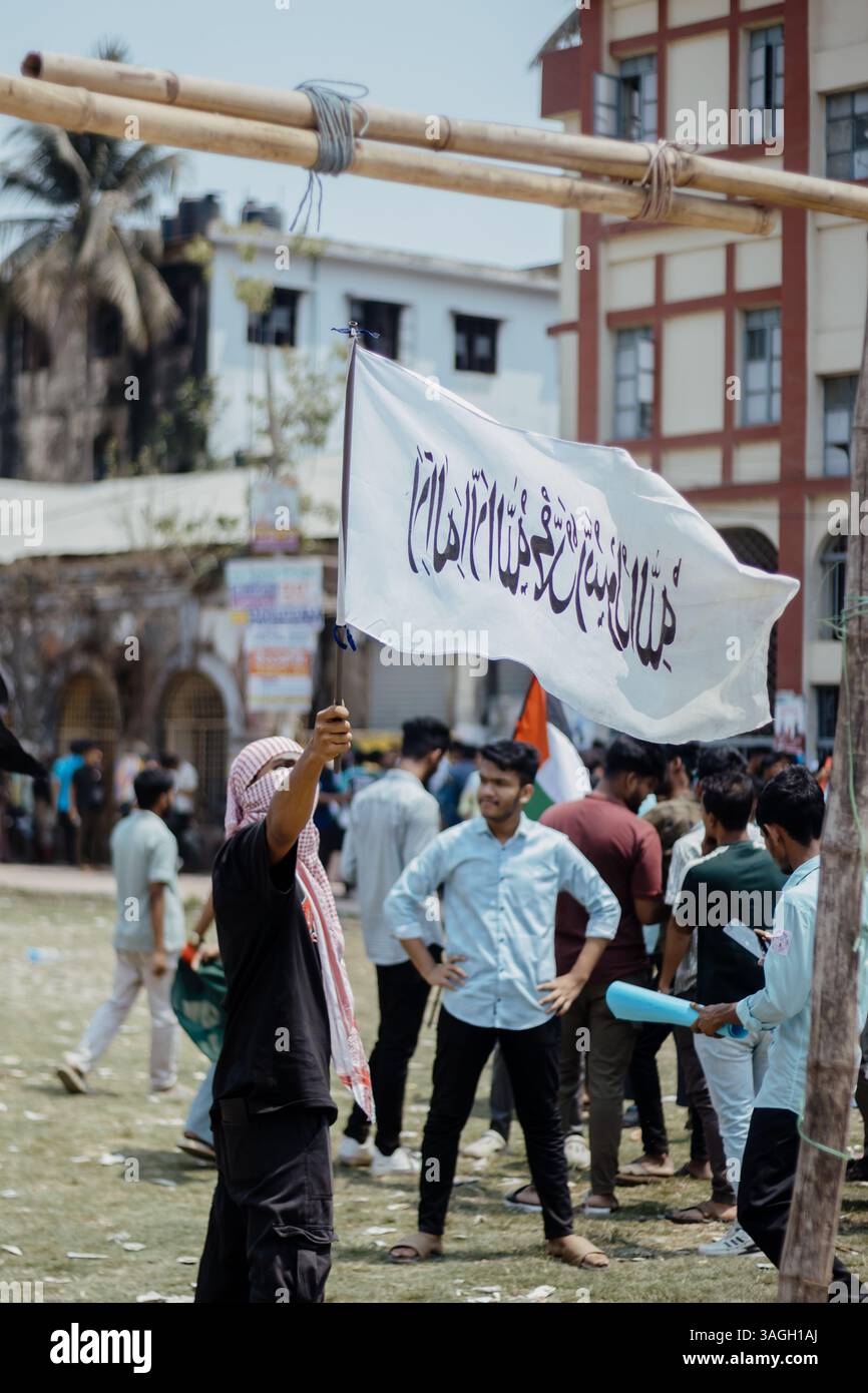 7 April 2025: Feni, Chittagong, Bangladesh: A boy was flying a flag ...