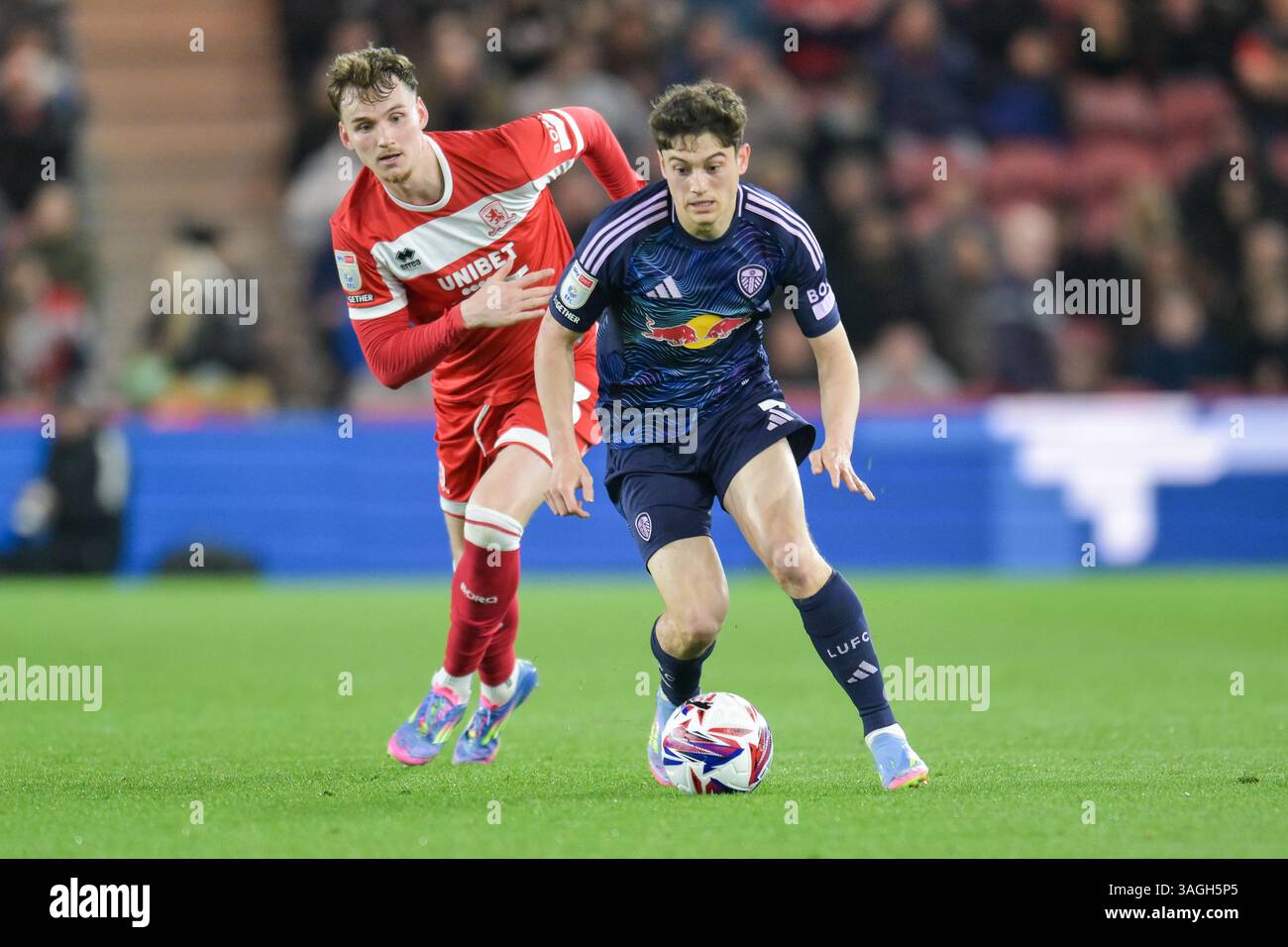 Leeds United's Daniel James hold the ball from Middlesbrough's Rav van ...