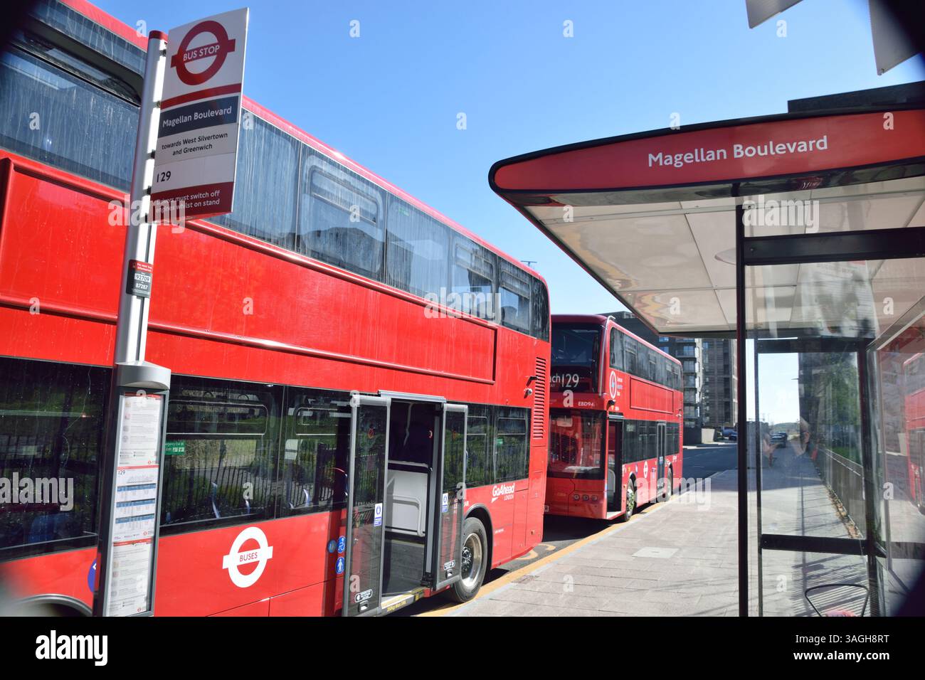 The new TfL Route 129 extension via the Silvertown Tunnel runs to a ...