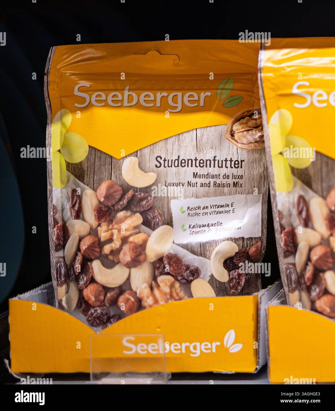 Healthy snack mix packaging hi-res stock photography and images - Alamy